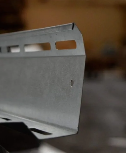 Home | Dahlstrom Roll Form | Roll Formed Parts & Metal Mouldings